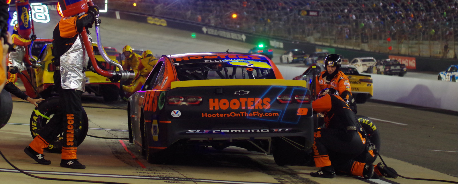 PHOTOS: 2021 Bass Pro Shops NRA Night Race At Bristol Motor Speedway ...
