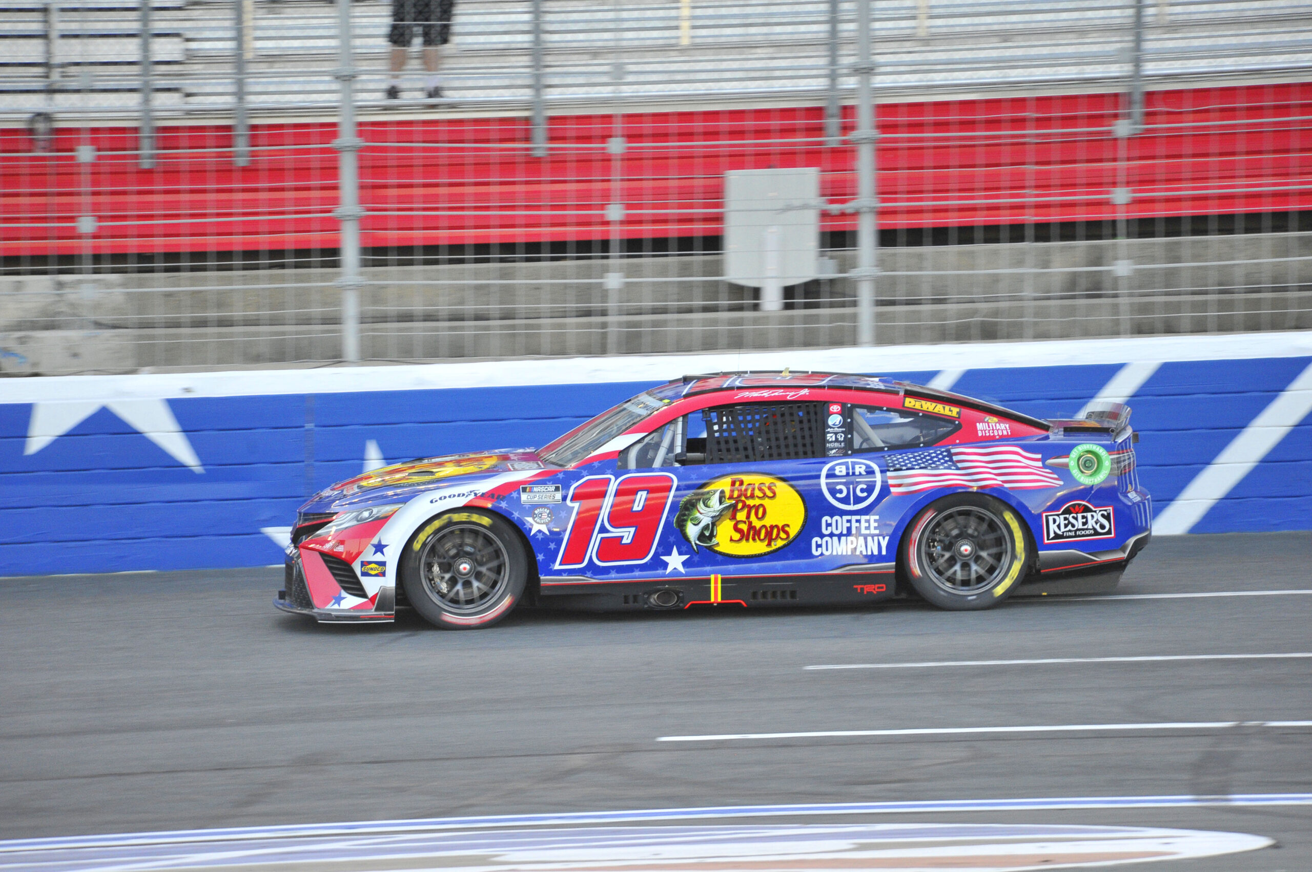 Martin Truex Jr.: We're Finding Speed, And We Need To Take Advantage Of ...