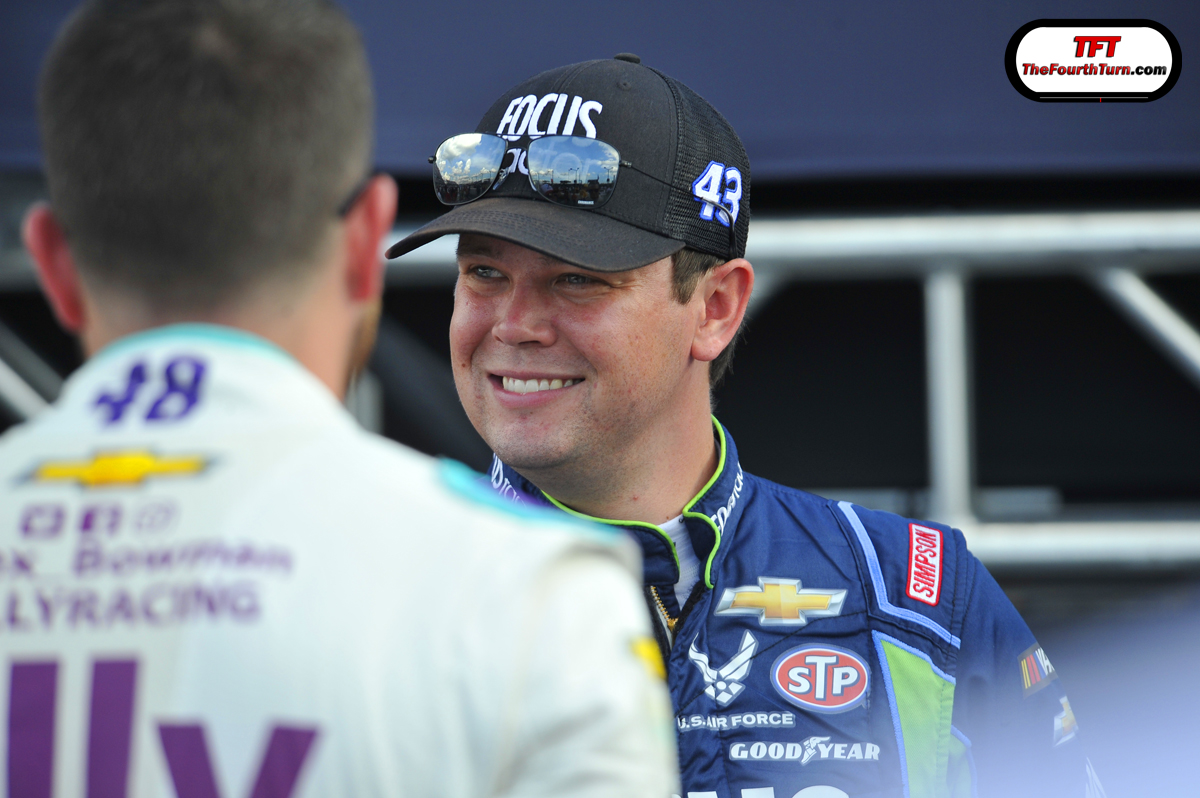 PHOTOS: 73rd Annual Cook Out Southern 500 At Darlington Raceway - The ...