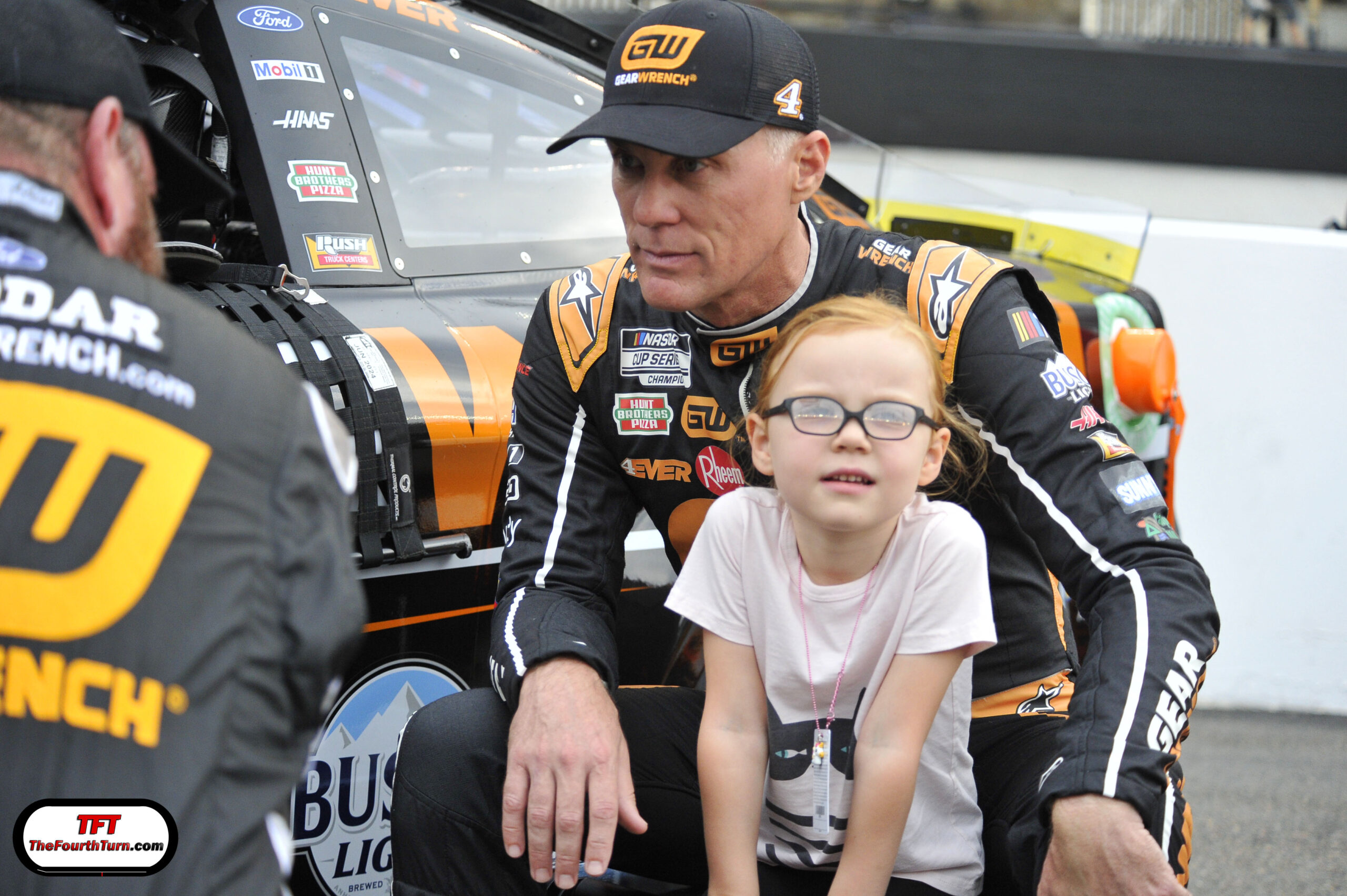 PHOTOS: 2023 NASCAR Cup Series Bass Pro Shops Night Race At Bristol ...