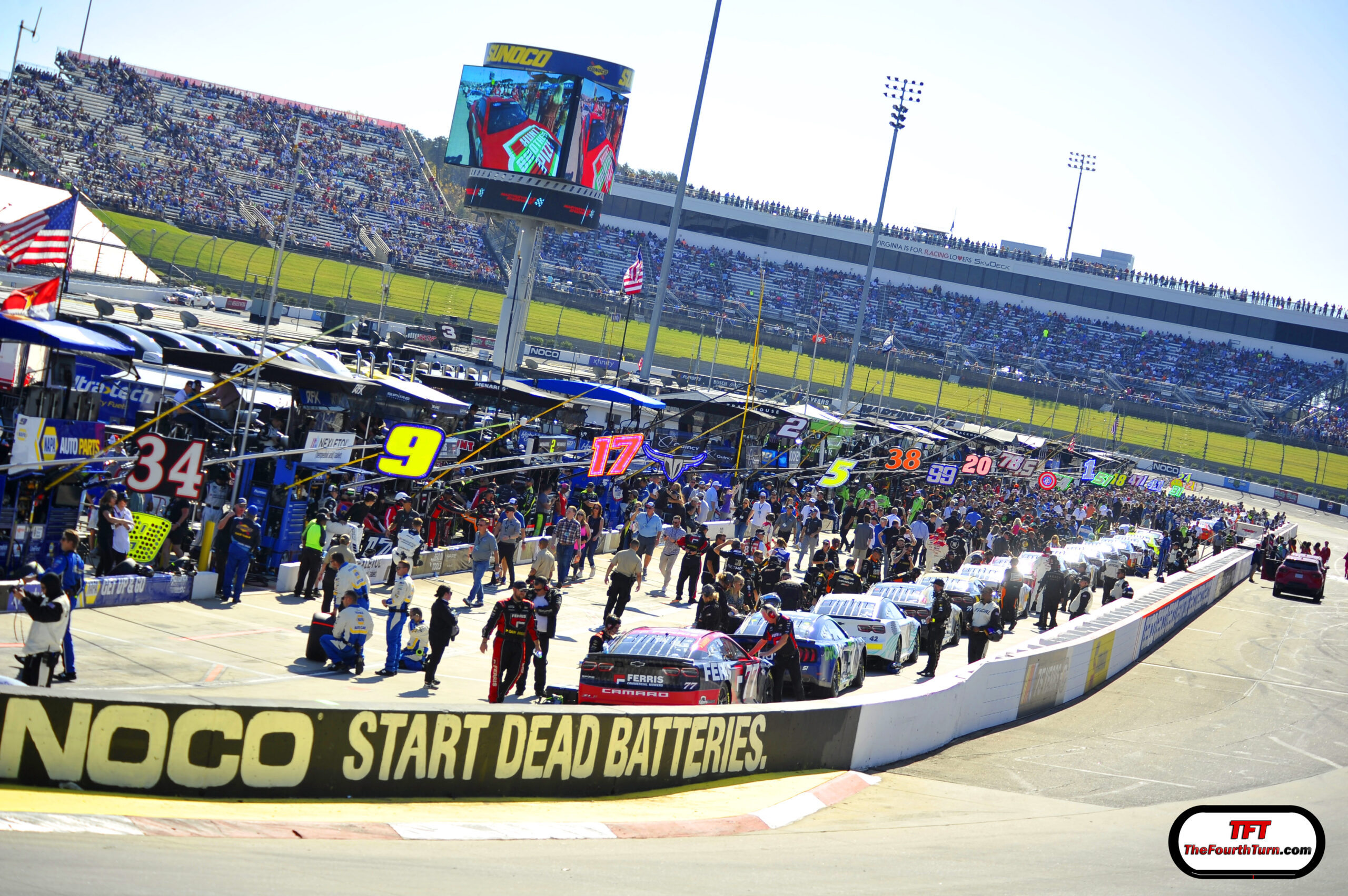 PHOTOS: 2023 NASCAR Cup Series Xfinity 500 At Martinsville Speedway ...