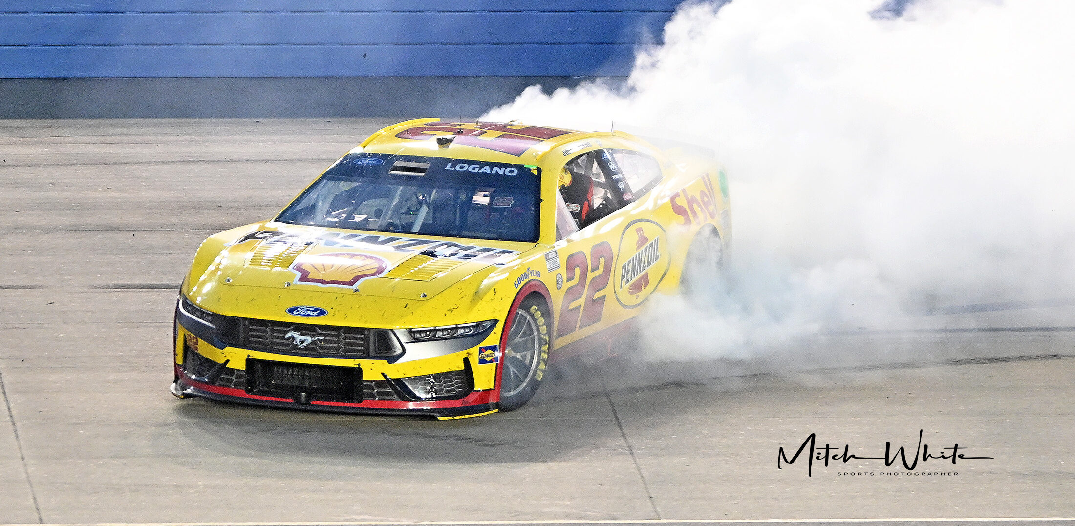 Joey Logano Goes The Distance To Win At Nashville And To Punch Ticket ...